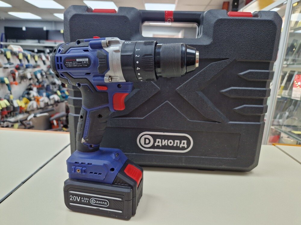 Аккумуляторная бесщеточная дрель-шуруповерт диолд ДЭА-20ЛИ-03 У 90 Нм, АКБ 4,0 Ач, б/у, уценка