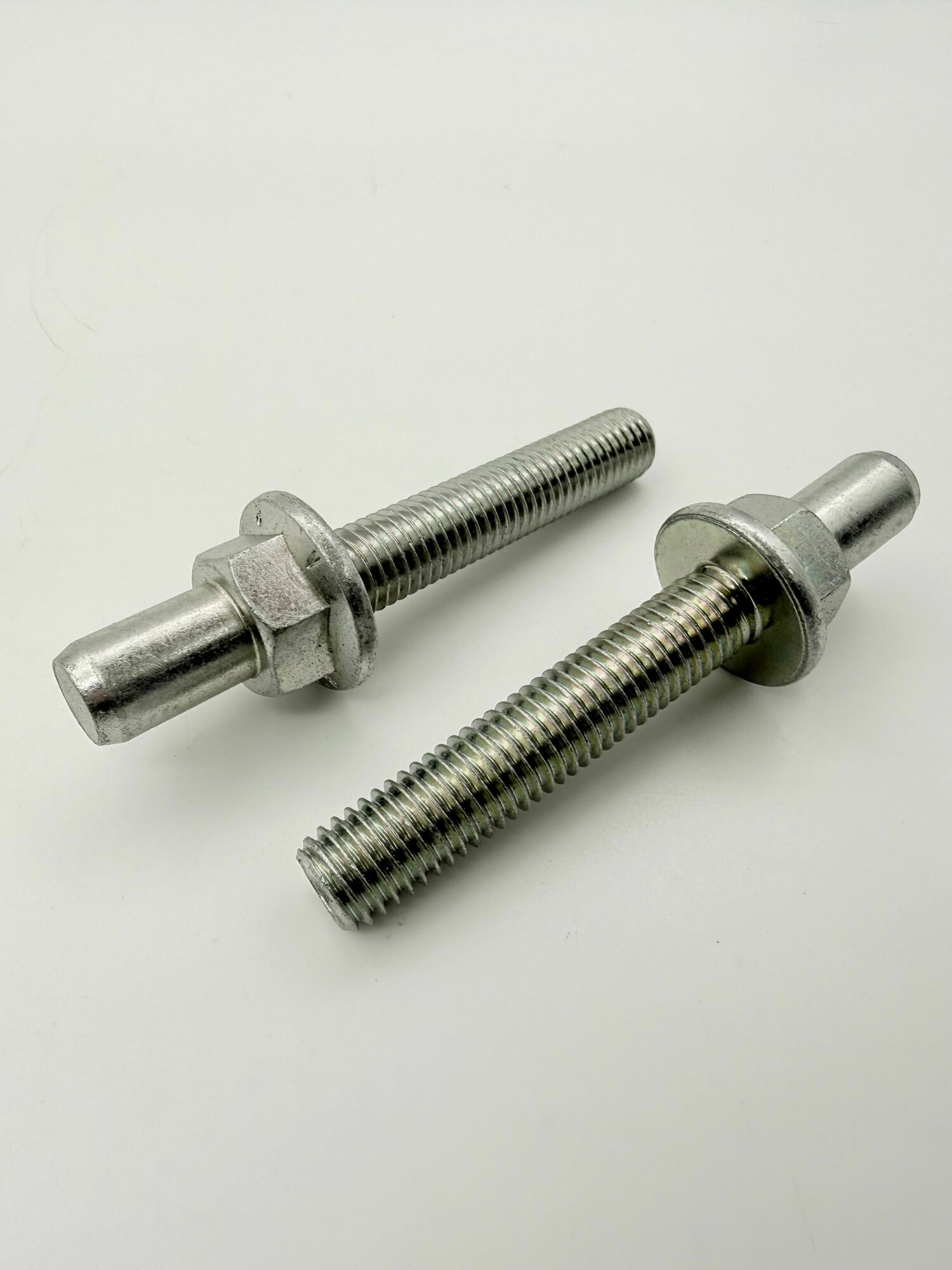 WHT009039 Двойной винт М12х60 (1шт) VAG оригинал, болт с двойной шестигран. гол, сдвоен, шаг резьбы 1.75, класс прочности 8.8, OBV