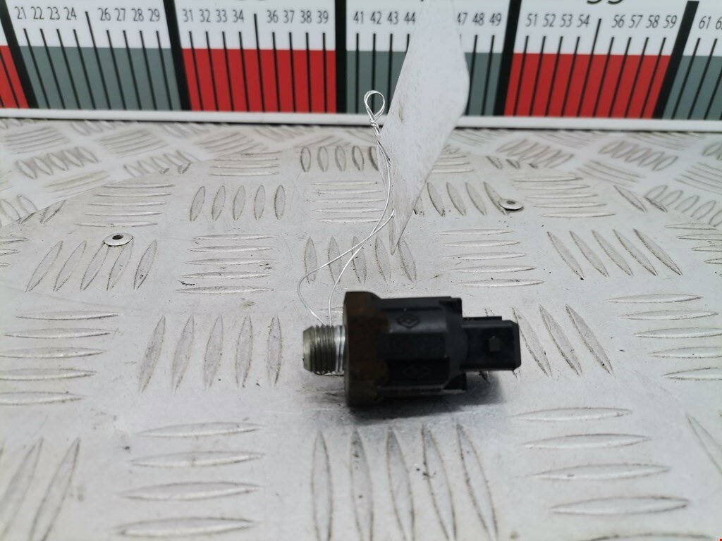 Датчик детонации Renault Logan 1 8200680689 арт. 1957536