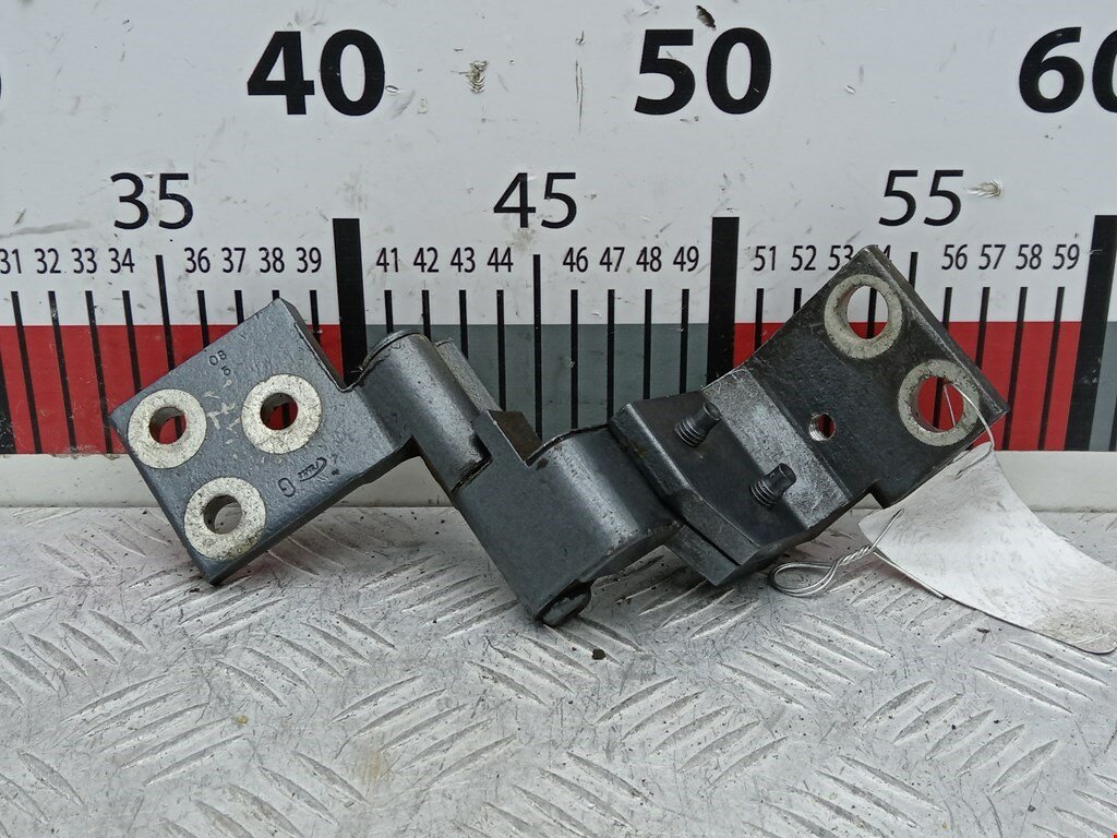 Петля двери распашной Citroen Berlingo 1 871773 арт. 1985654