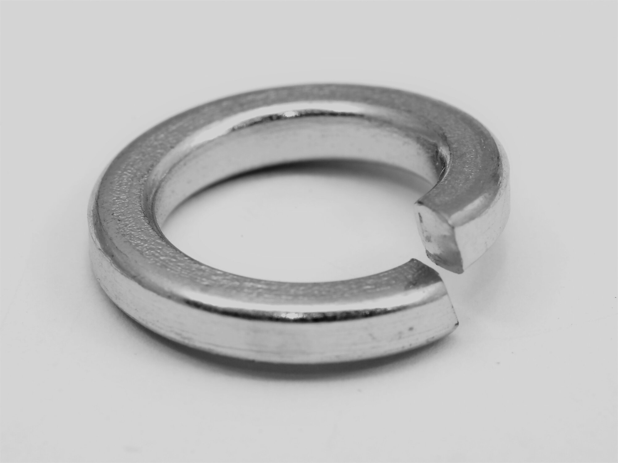 Шайба гроверная 10 DIN 7980, M09 / 50 шт / соберизавод