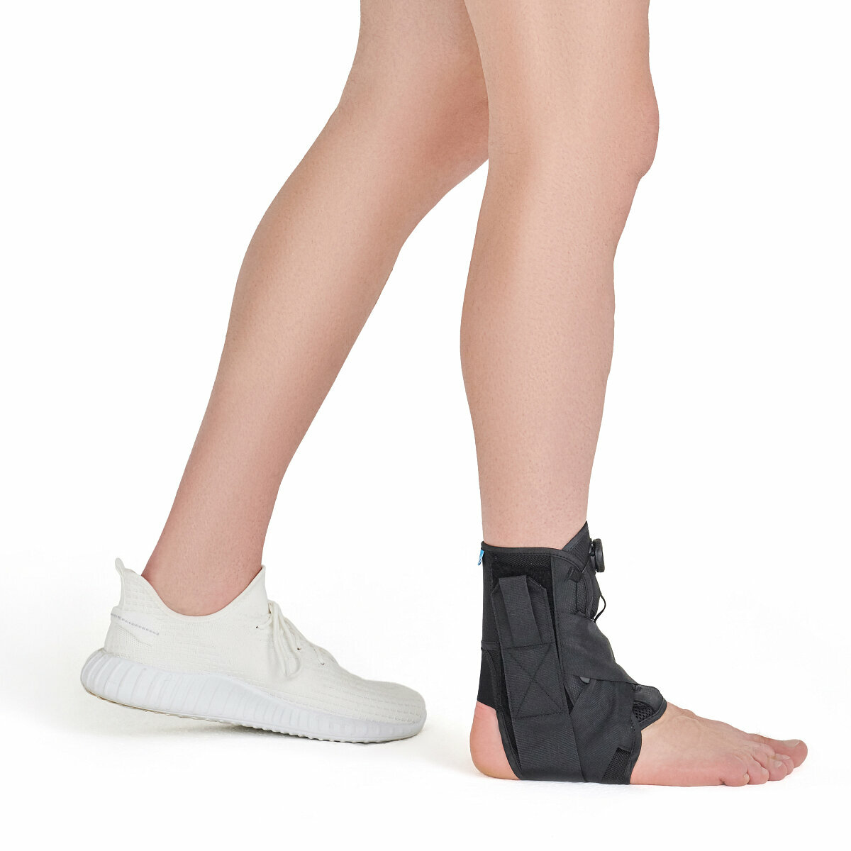 Бандаж голеностопный RAN-101(F) с системой фиксации BOA Orlett, 3