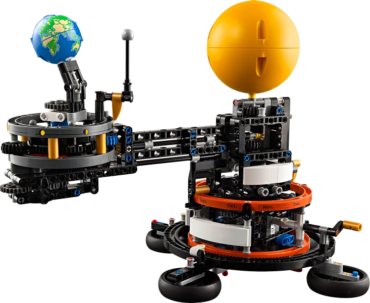 Конструктор LEGO Technic 42179 Planet Earth and Moon in Orbit, 526 дет.