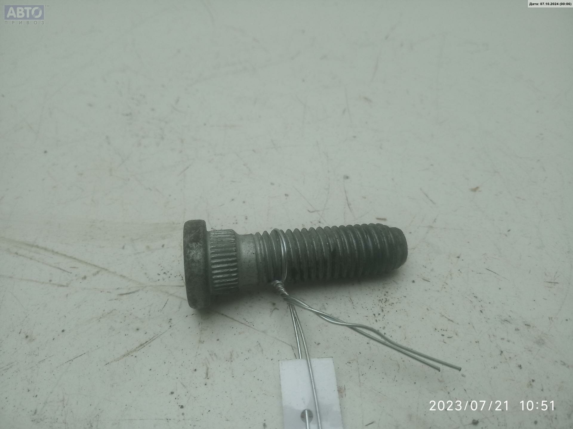 Болт колесный (гайка колесная) Ford Transit (2000-2006)