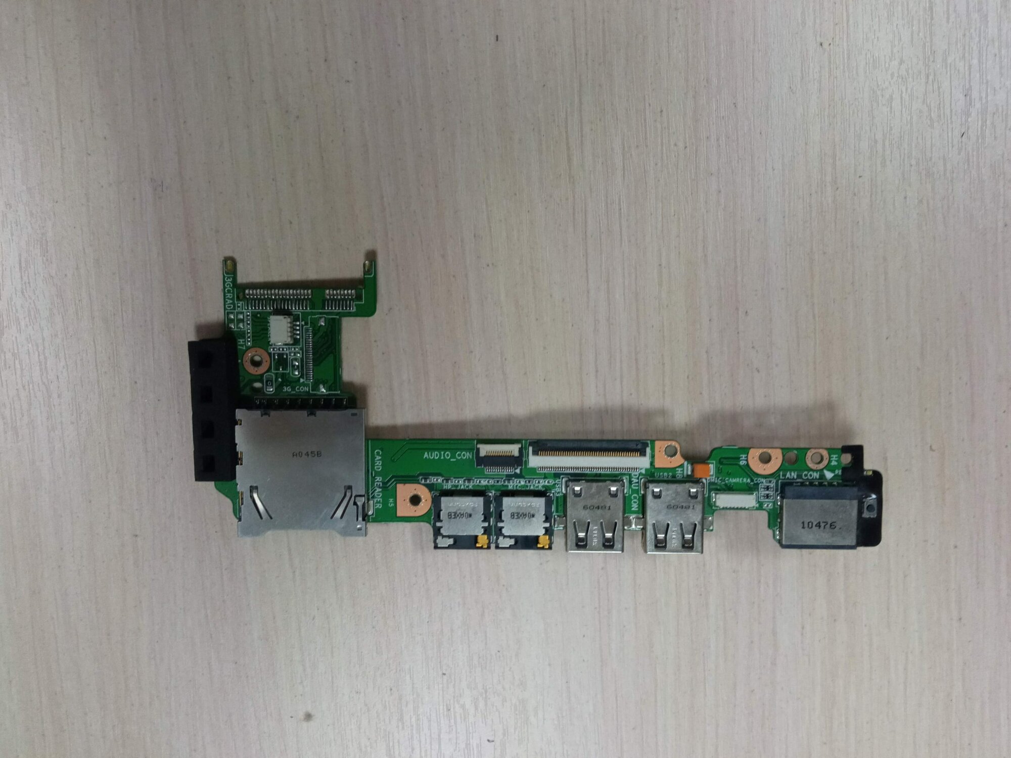 Плата кардридер Asus 1015P_IO BOARD rev:1.3G 60-OA29IO1000-D01 69-NA29B10D01-01