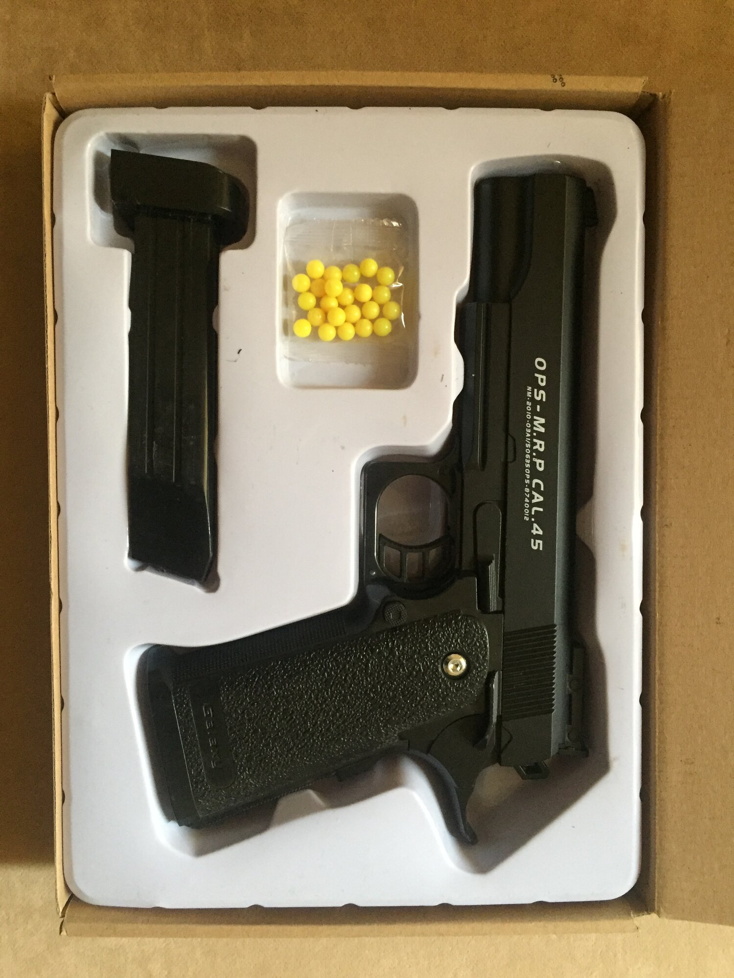 Пистолет металлический C.6 AIRSOFT GUN OPS-M. R. P Cal.45, калибр 6мм