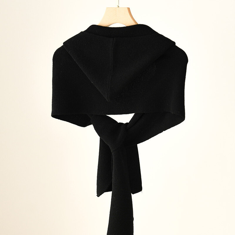 Шарф-капюшон для женщин