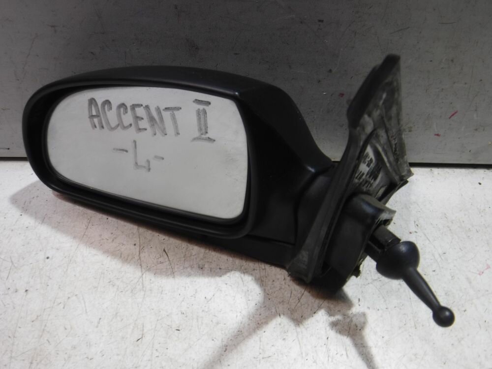 Зеркало левое Hyundai Accent II 8761025010CA