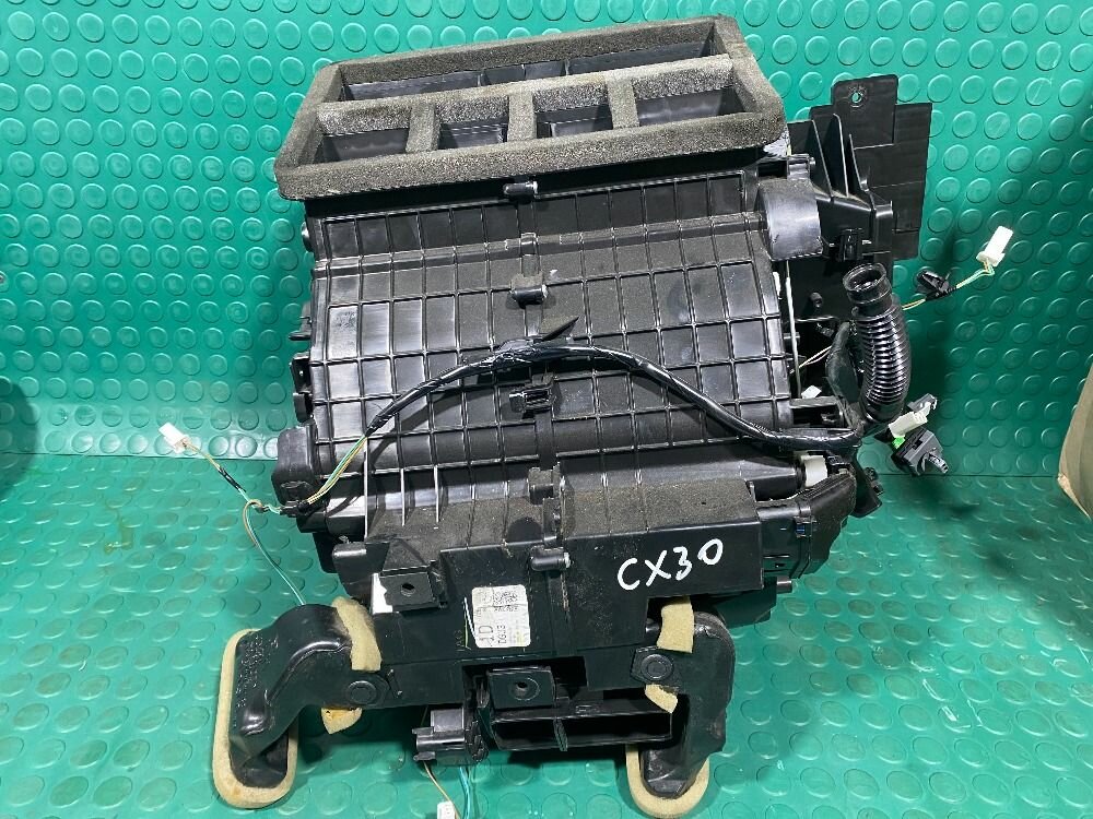 Корпус печки под радиатор кондиционера Mazda CX-30 I (2019—2025) DABN-61-130A