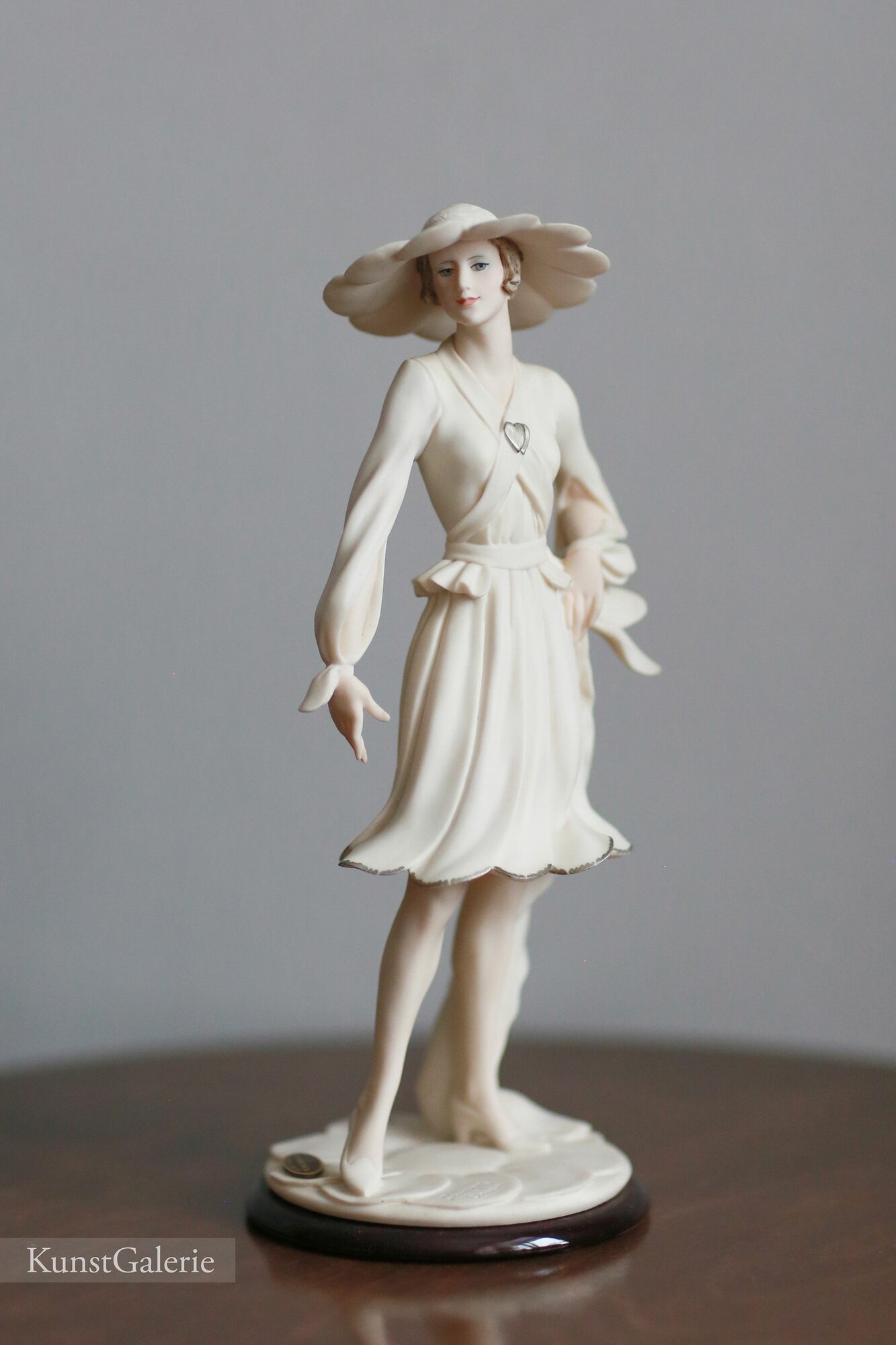 "Любовь в воздухе" статуэтка Джузеппе Армани Флоренс Каподимонте 1504F - Giuseppe Armani Florence Capodimonte