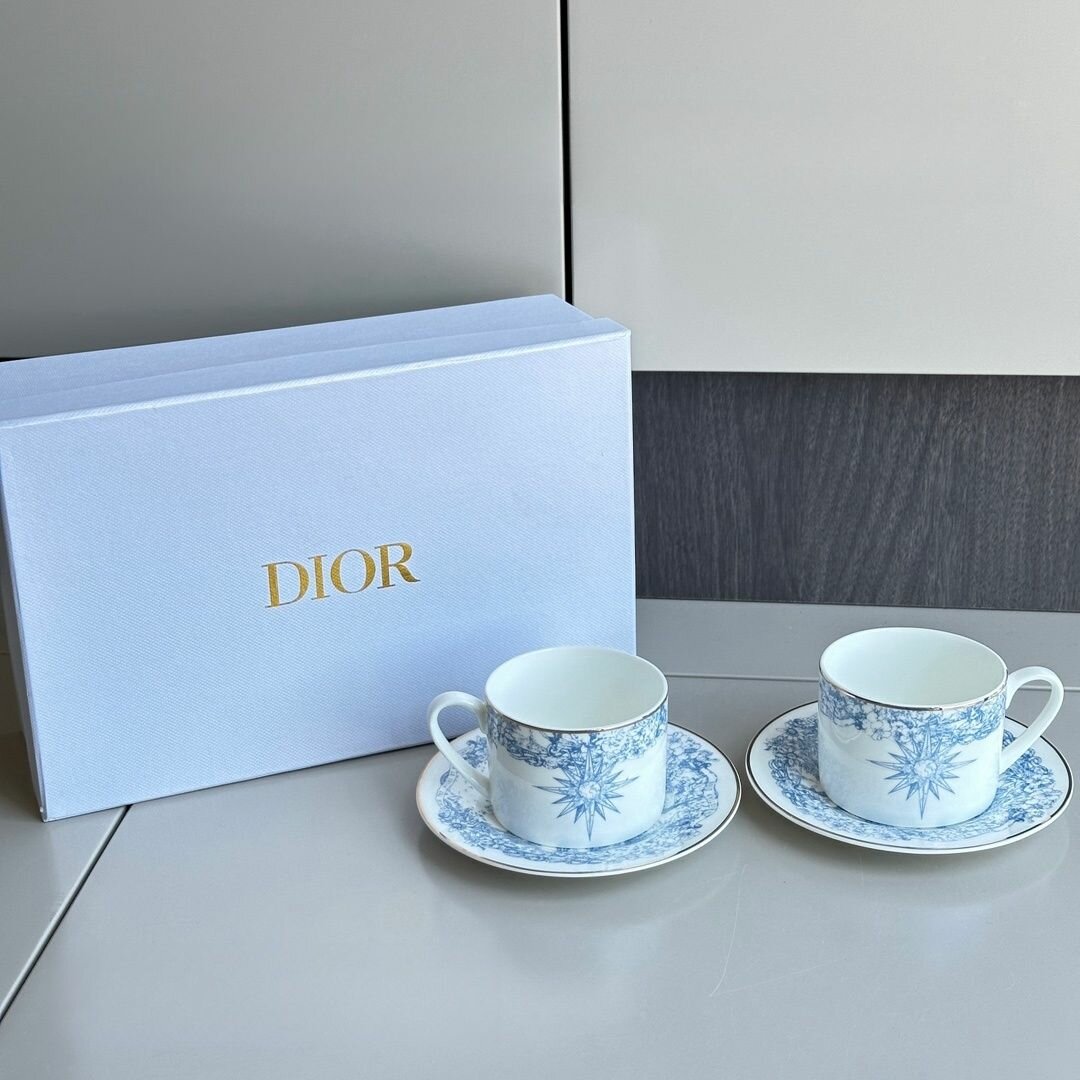 Кружка для чая и кофе Dior Lucky Star 150 мл с блюдцем 15,5 см, фарфор, набор из 2 кофейных пар