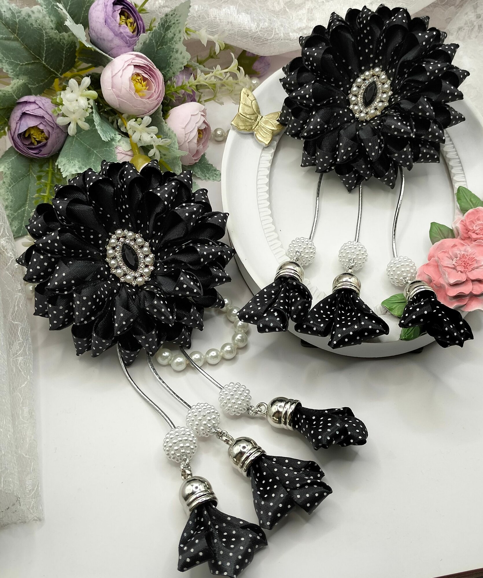 Бантики для волос ручной работы (в горошек с подвесками )