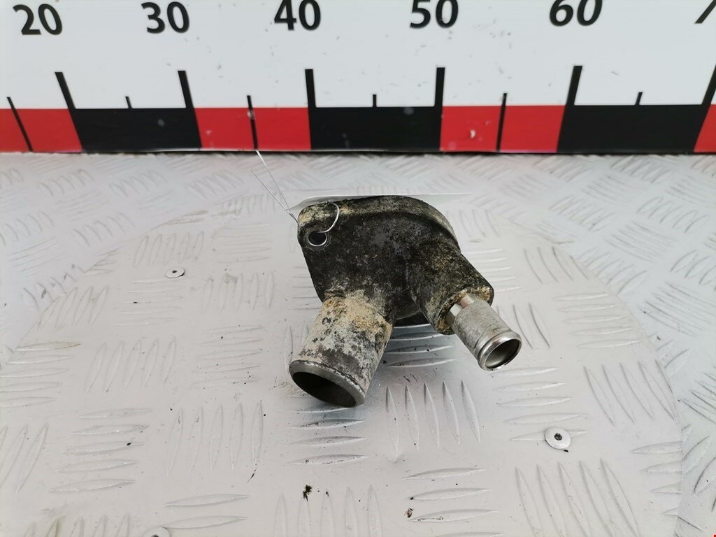 Корпус термостата Toyota Yaris 1 1603133010 арт. 1492890