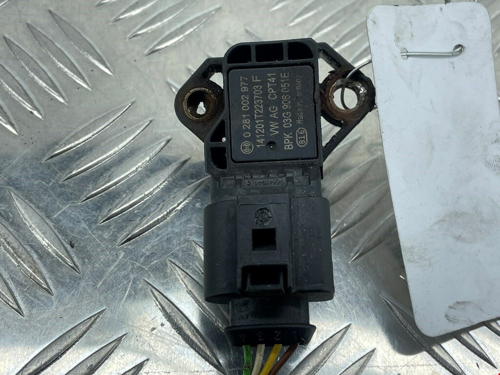 Датчик давления воздуха (наддува) Skoda Rapid 1 03G906051M арт. 1973162