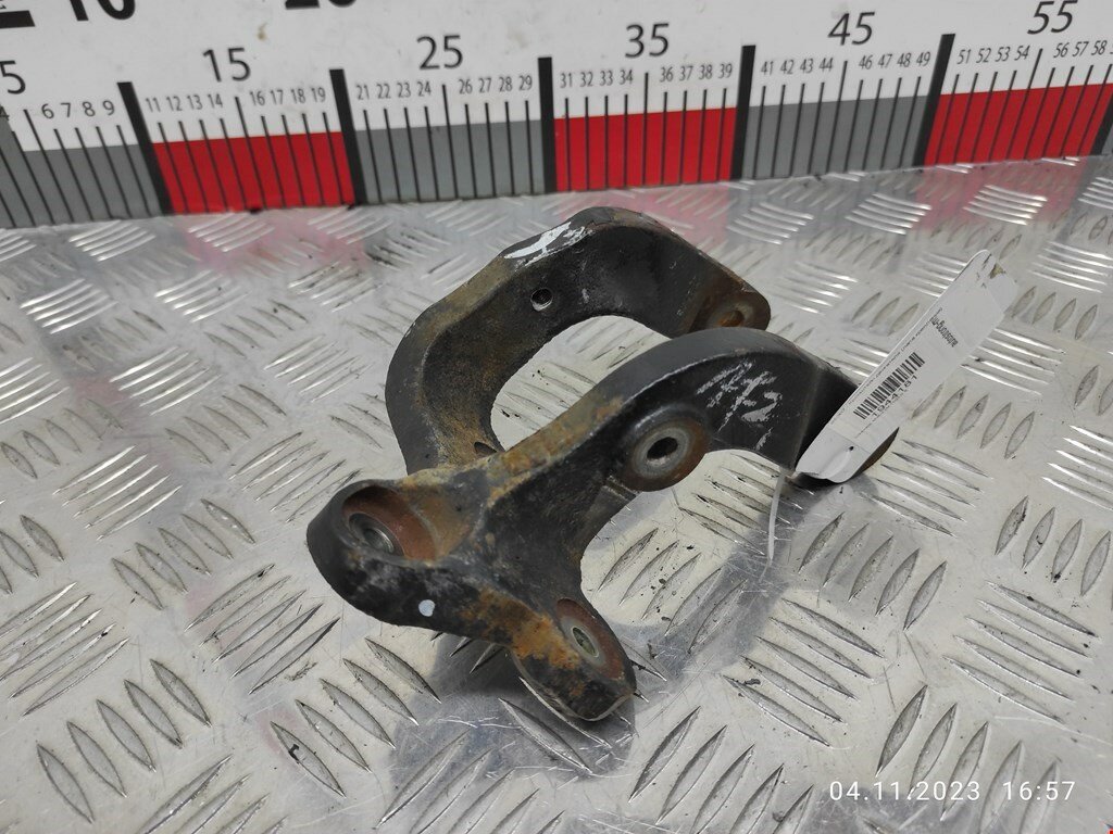 Кронштейн (крепление лапа) двигателя Daewoo Matiz (M100) арт. 1944181