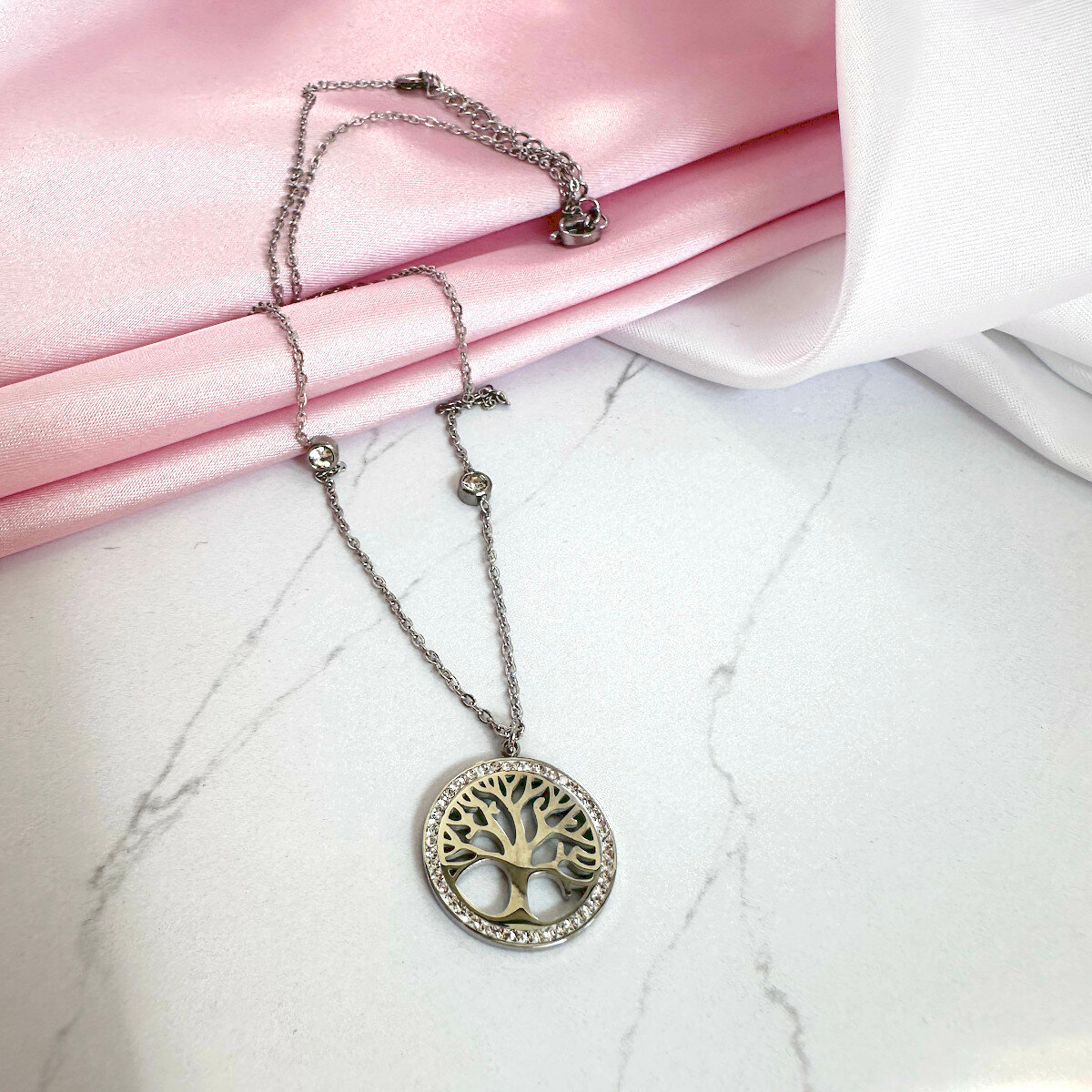 Славянский оберег, колье, циркон