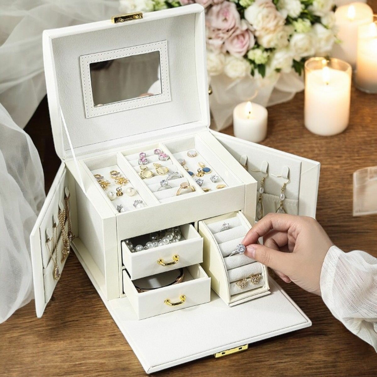 Шкатулка для украшений белый Амелия 2