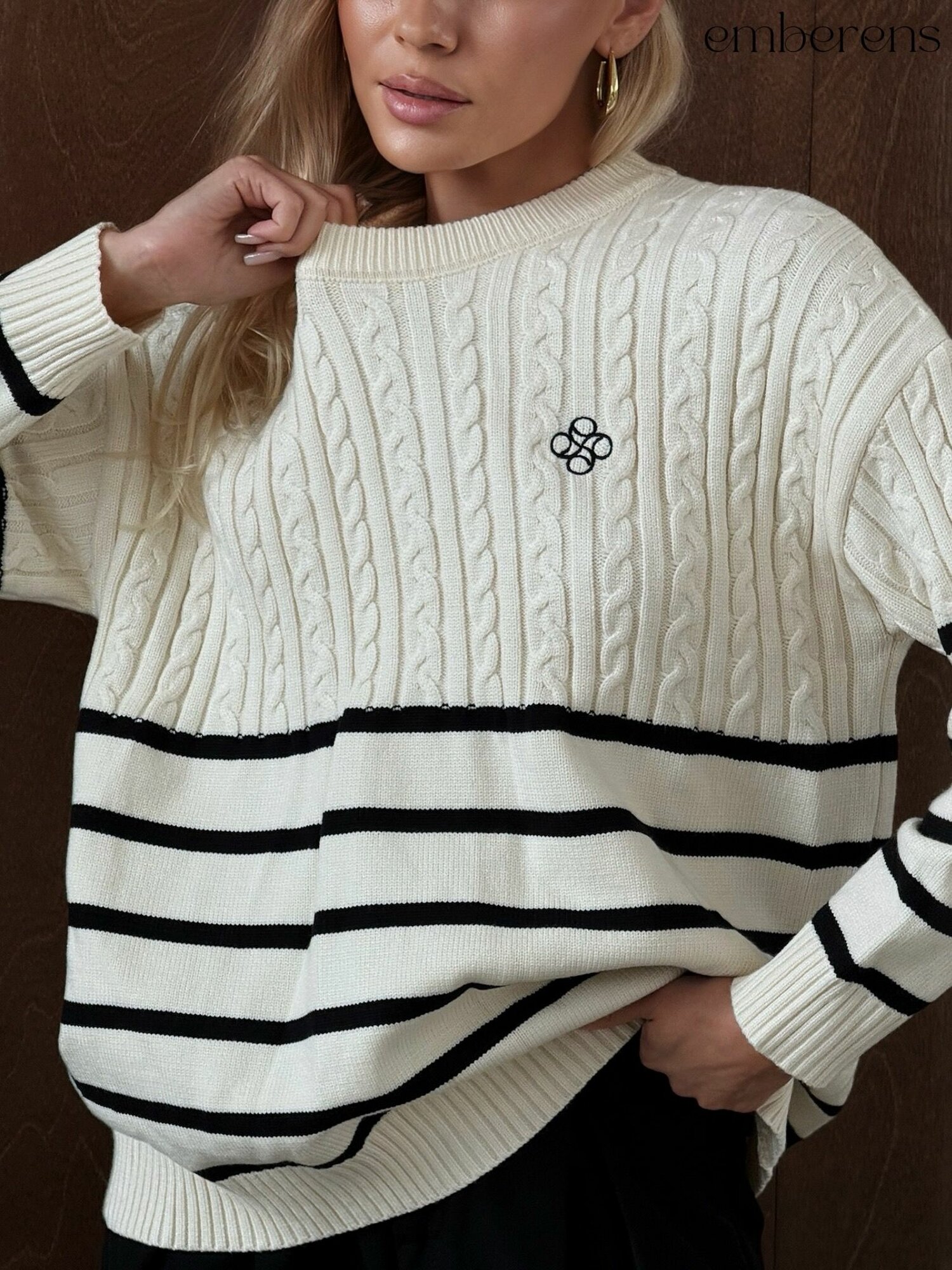 Свитер Осень-зима 2025