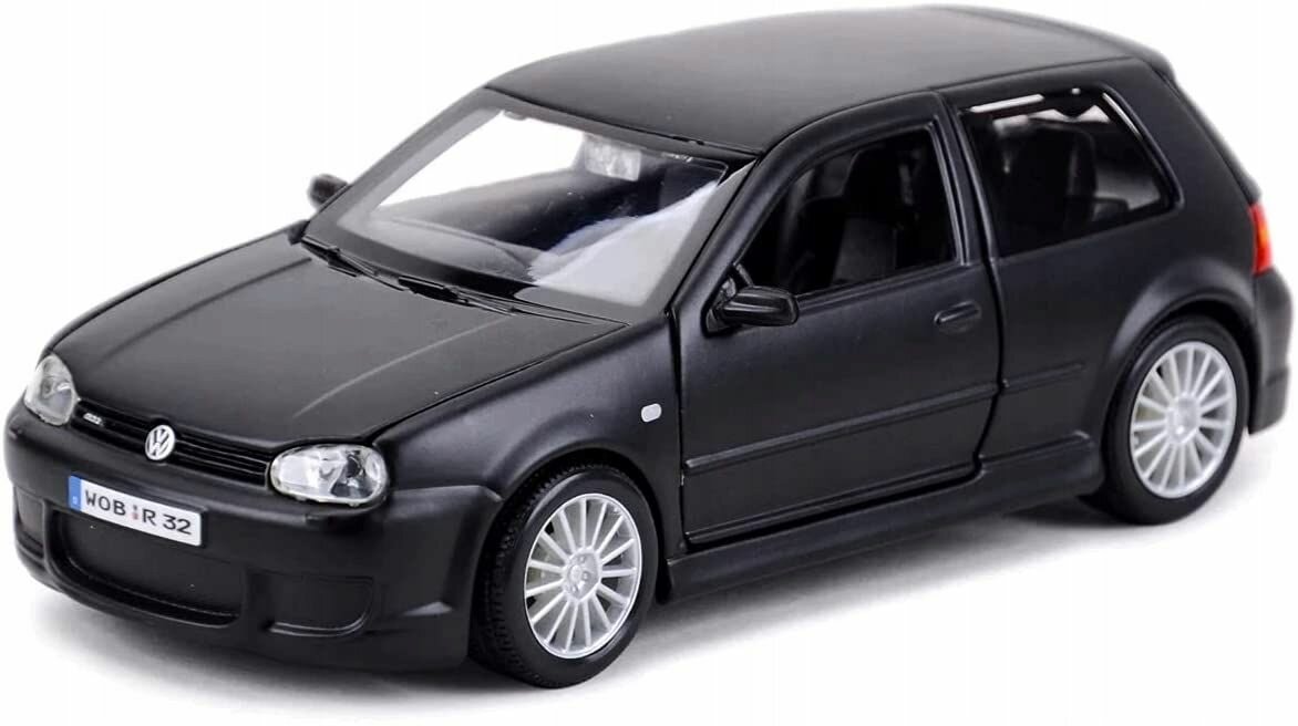 Игрушечный транспорт Maisto - Машинка Volkswagen Golf R32, масштаб 1:24, матово-черная - 31290
