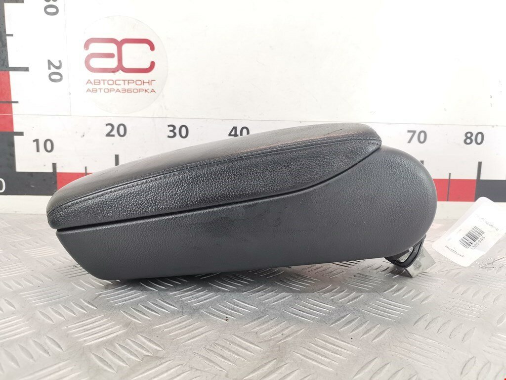 Подлокотник Audi A6 C6 4F0864245T арт. 1385945