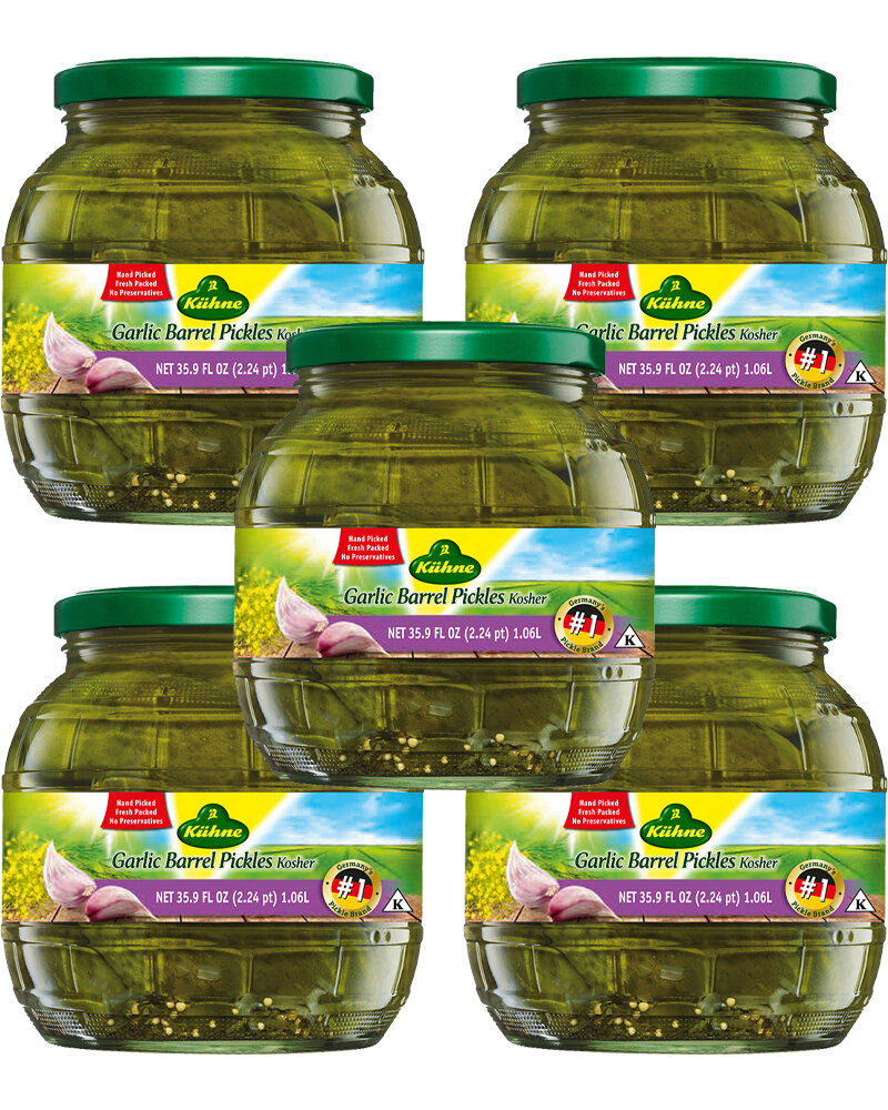 Огурцы Kuhne Отборные с Чесноком 970 гр - 5 шт