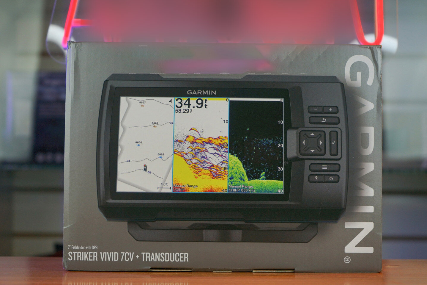 Garmin striker Vivid 7cv With GT20-TM Transducer