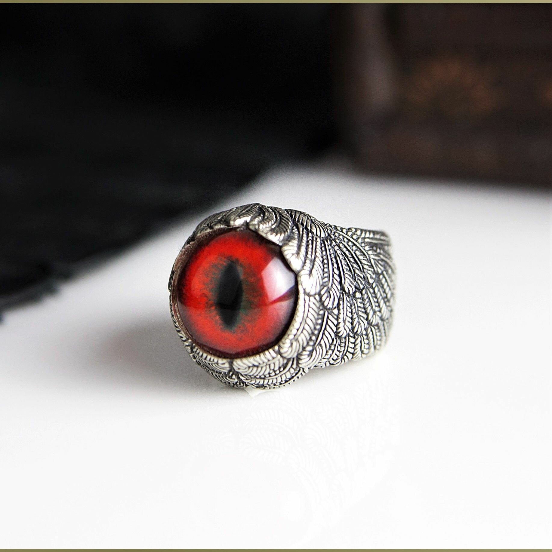 Кольцо, стекло