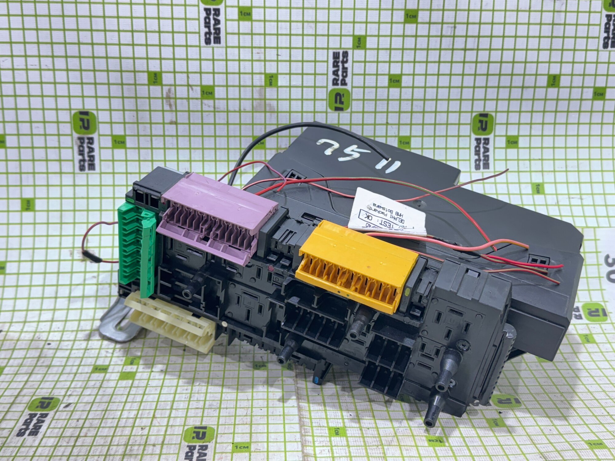 Блок предохранителей для Mercedes Benz W204