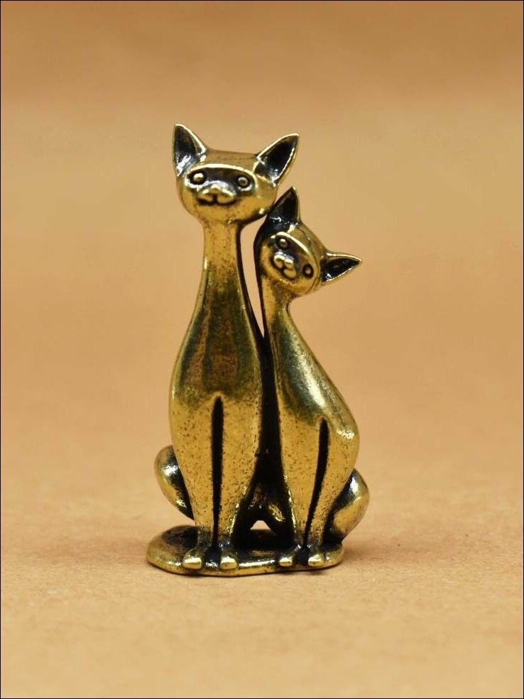 Маленькая статуэтка из латуни, пара кошек, ремесленные изделия
