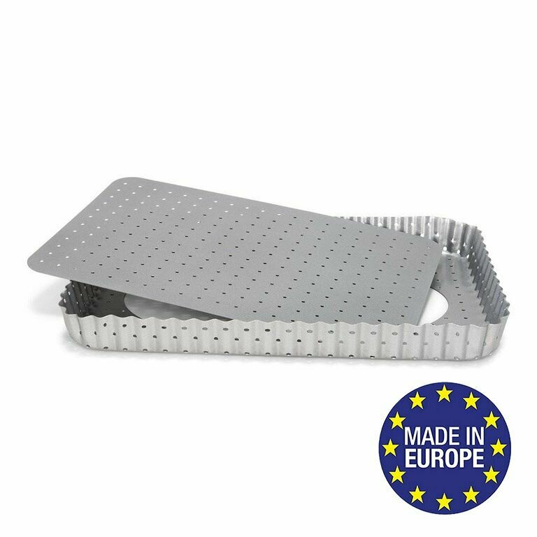 Форма для выпечки перфорированная cо съемным дном Patisse Silver 32х22х3 см