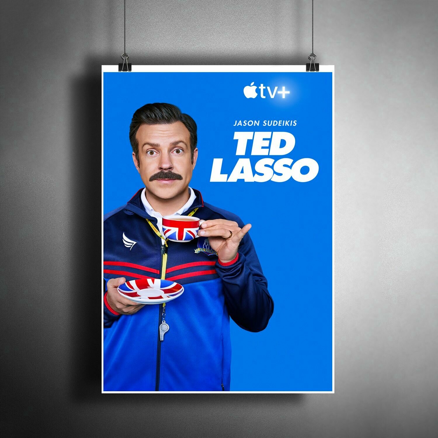 Постер плакат для интерьера "Сериал: Тед Лассо (Ted Lasso). Актёр Джейсон Судейкис" / Декор дома, офиса, комнаты, квартиры, детской A3 (297 x 420 мм)