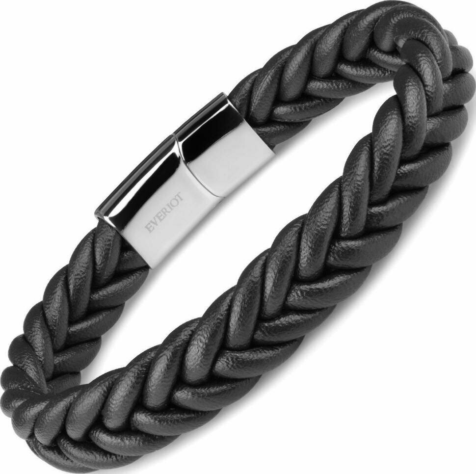 Плетеный браслет