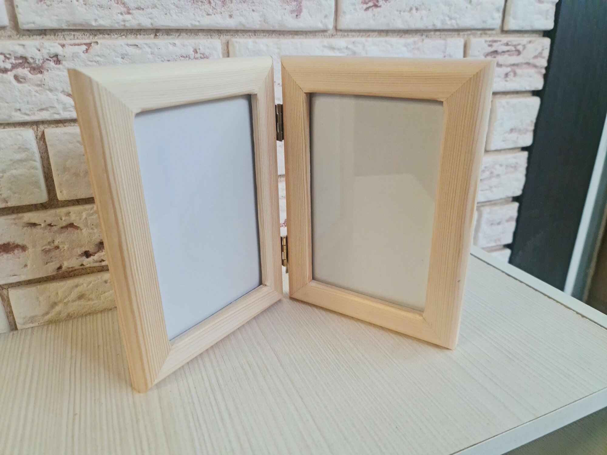 Фоторамка раскладная на два изображения А6 10х15 стекло дерево сосна.