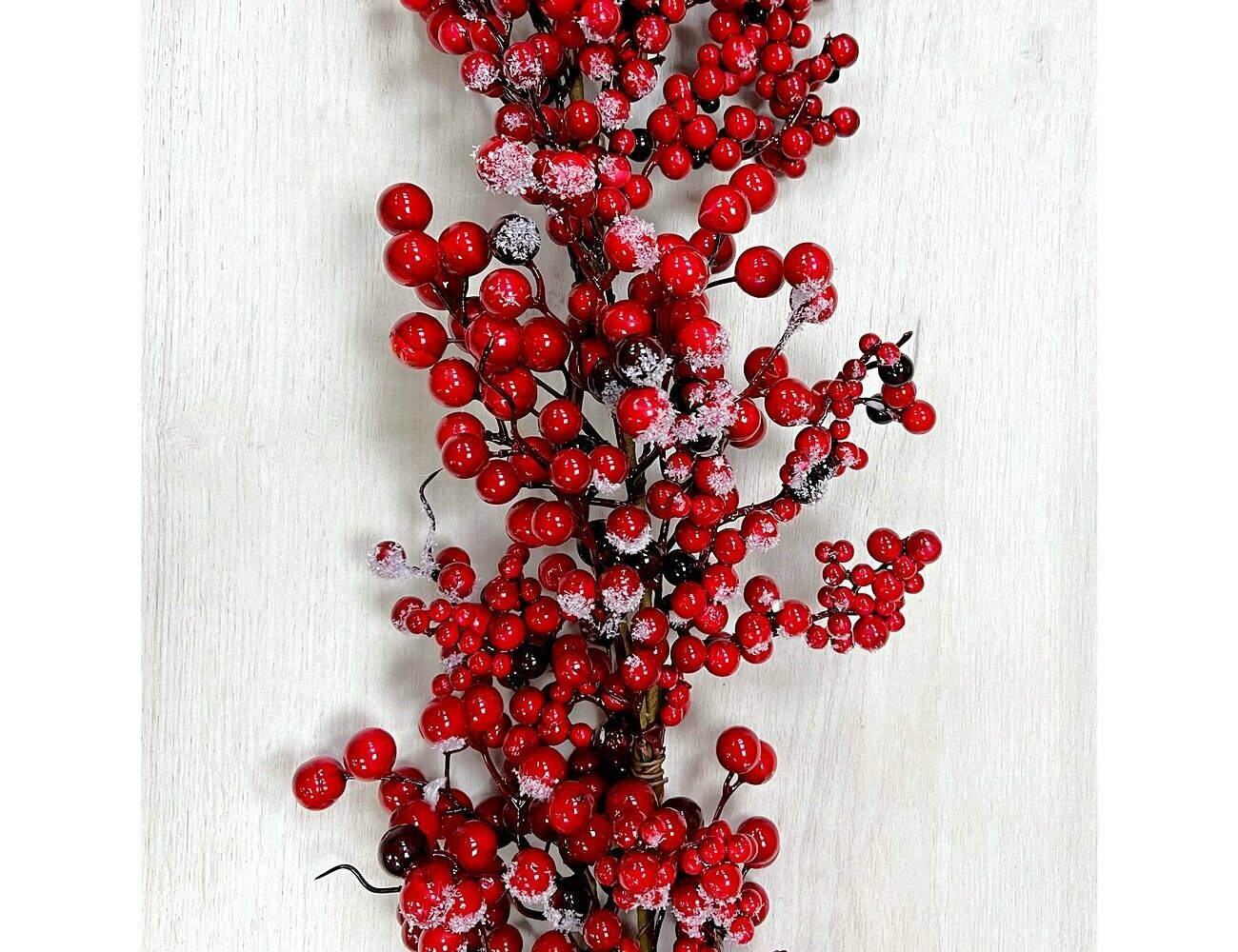 Гирлянда бэрри-микс заснеженная, 260 см, Christmas Deluxe 87341