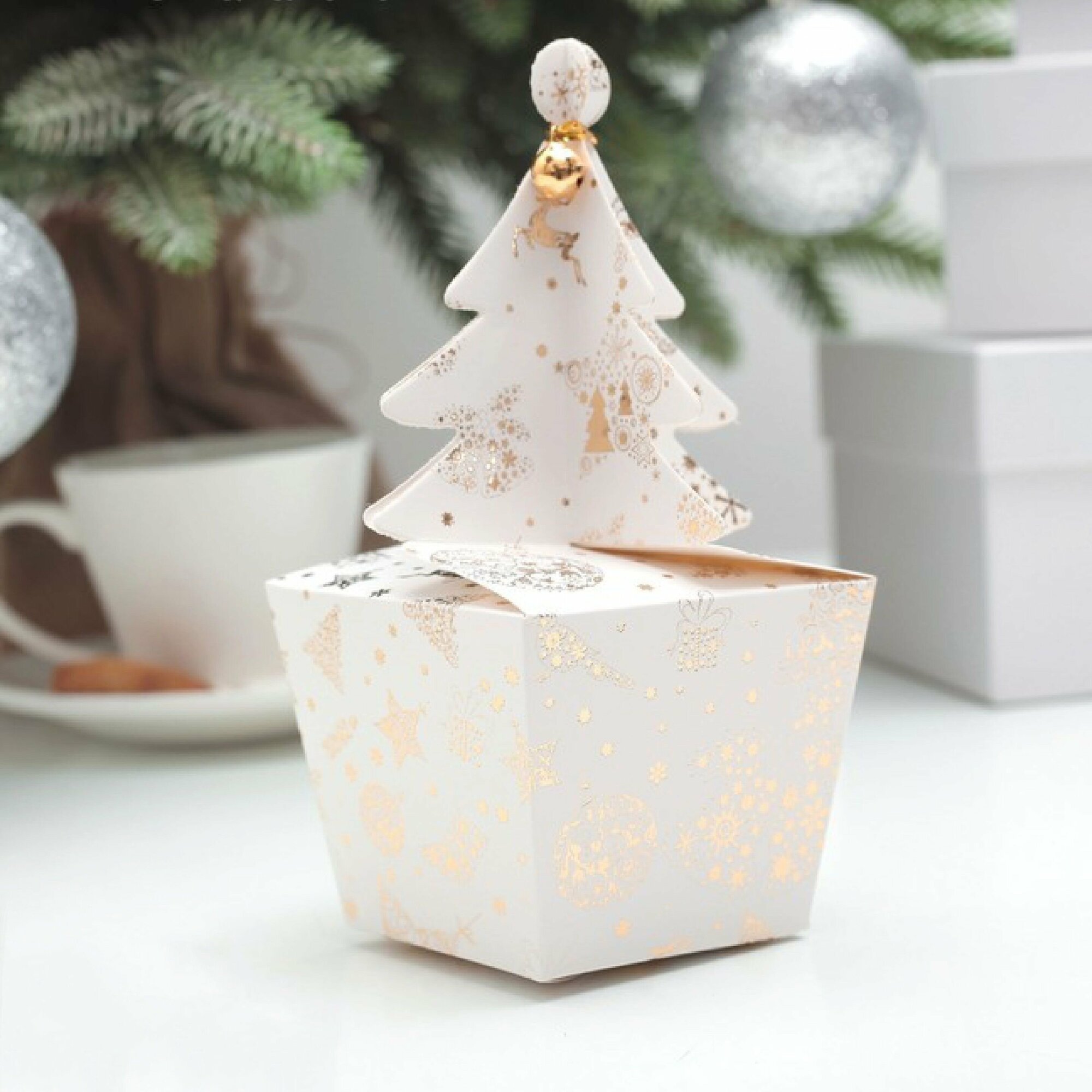 Коробка Новогодние мотивы, 5 шт.