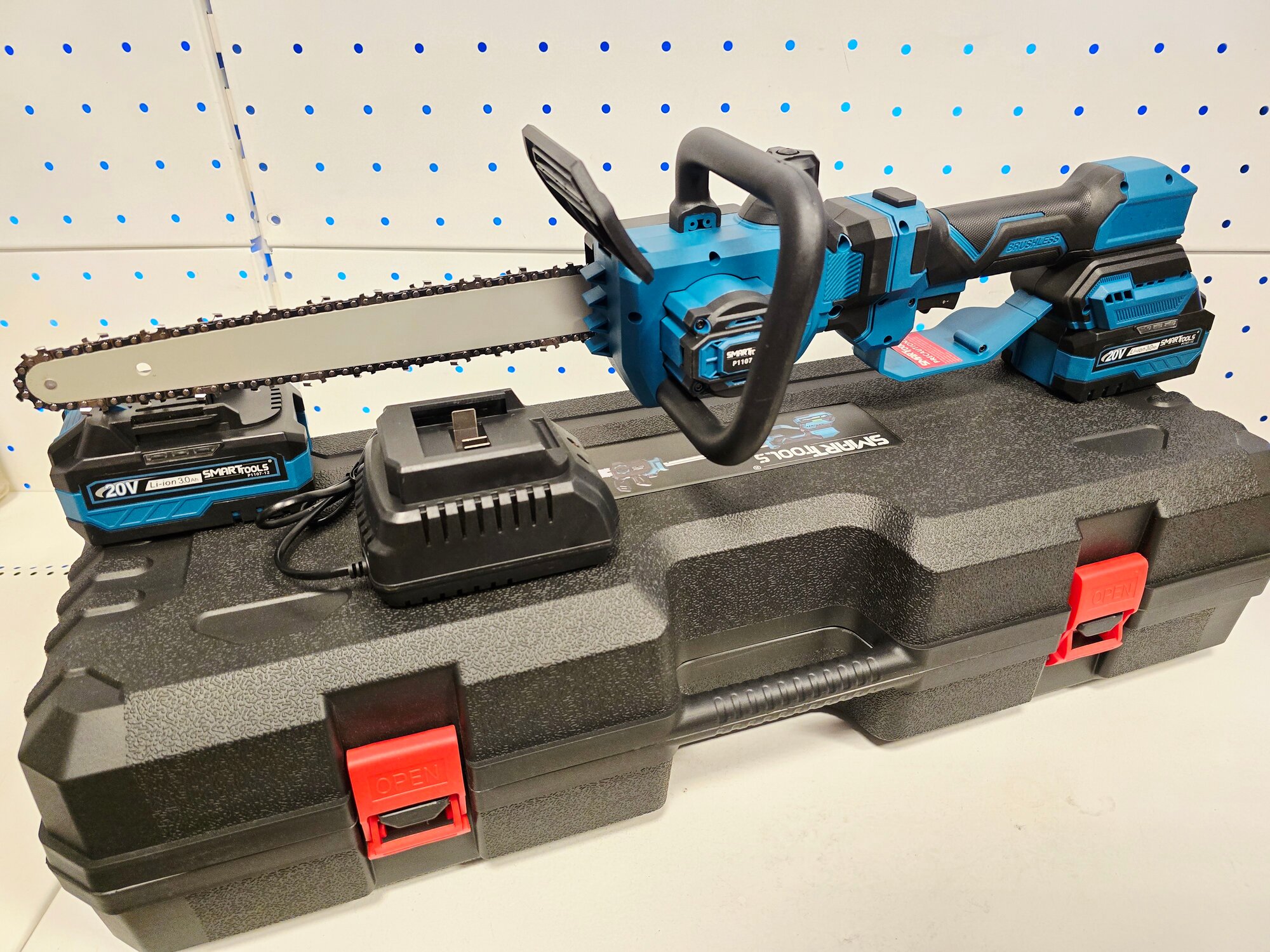 Аккумуляторная бесщеточная телескопическая цепная Smart P1107-12 (высоторез+цепная пила) 20В, 2х3Ач