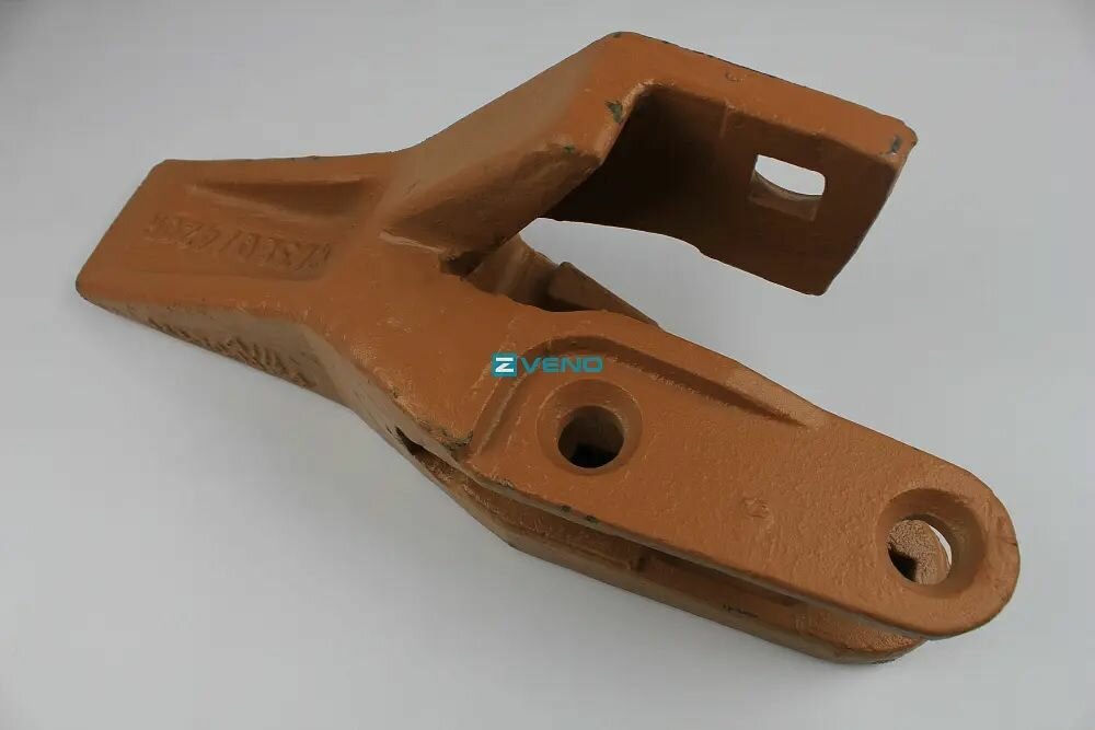Зуб ковша боковой правый 423-70-13154 Aili для погрузчиков KOMATSU WA350/380/400/420/450
