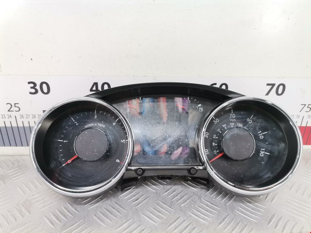 Панель приборная (щиток приборов) Peugeot 3008 9810463080 арт. 1672587