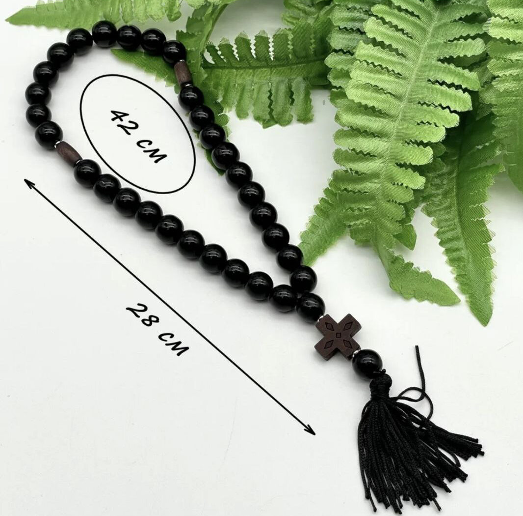 Славянский оберег, чётки, дерево