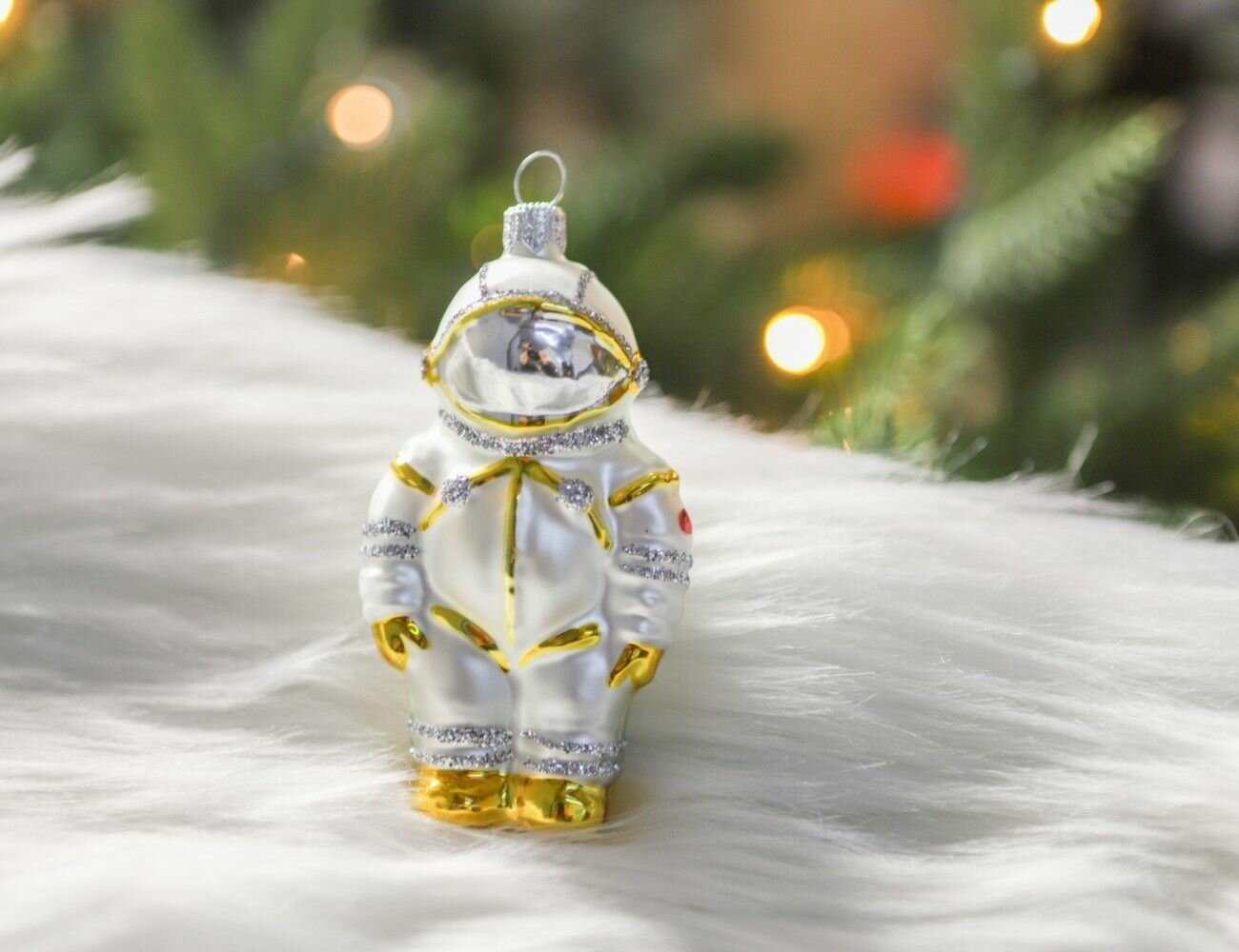 Елочная игрушка космонавт, золотой, 82 мм, Елочка С1874-зол