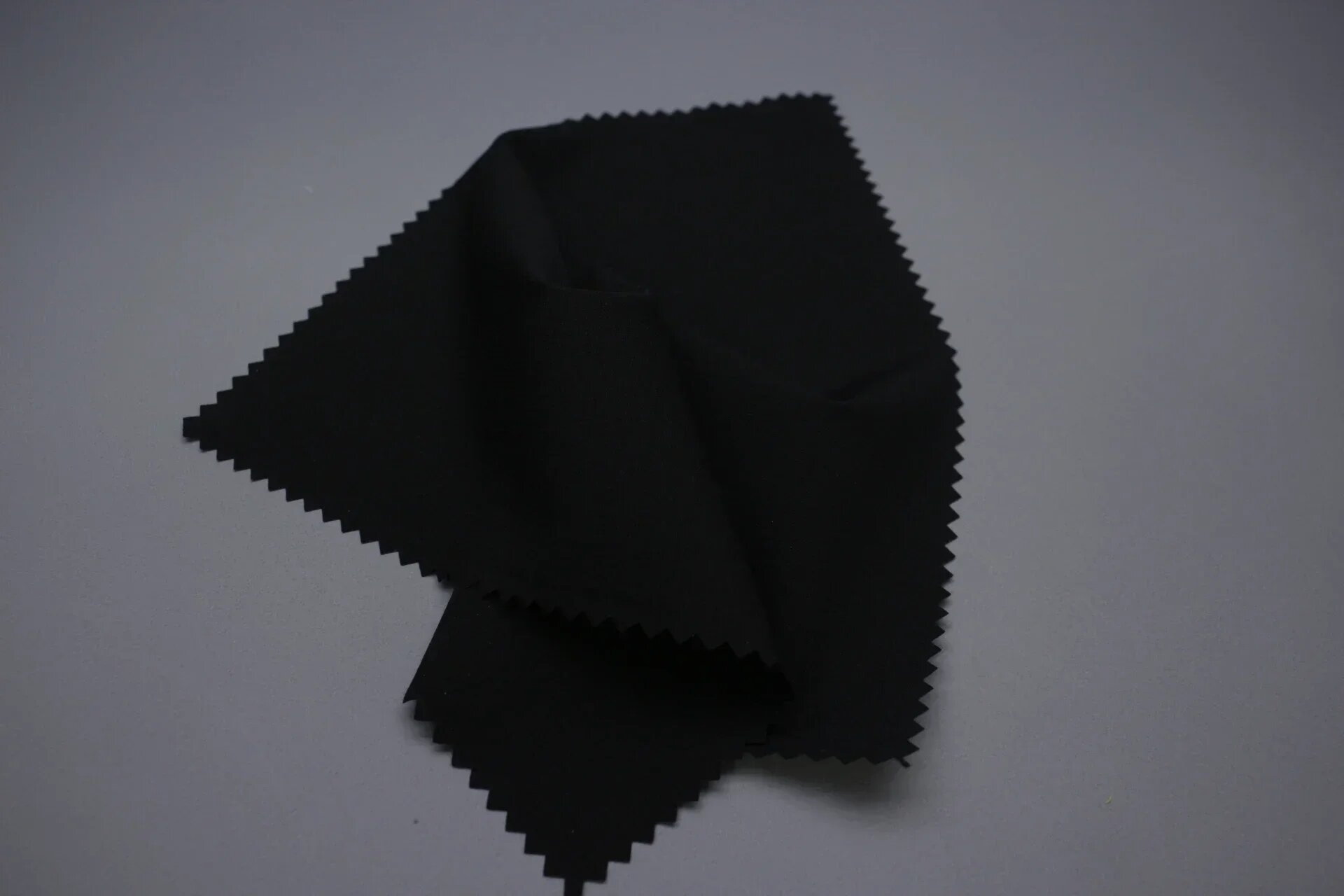 Черная эластичная водонепроницаемая нейлоновая ткань Ripstop 100% Нейлон 90% нейлон 10% спандекс 1,5 м Черный, 20 Dusk Black