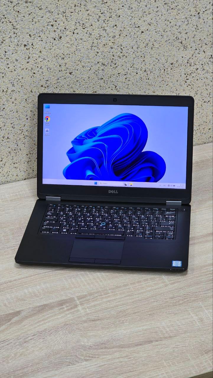 Ноутбук Dell Latitude E5470 / 14" FHD, Intel Core i5-6200U, 16GB DDR4, SSD 256GB, Windows 11, Office