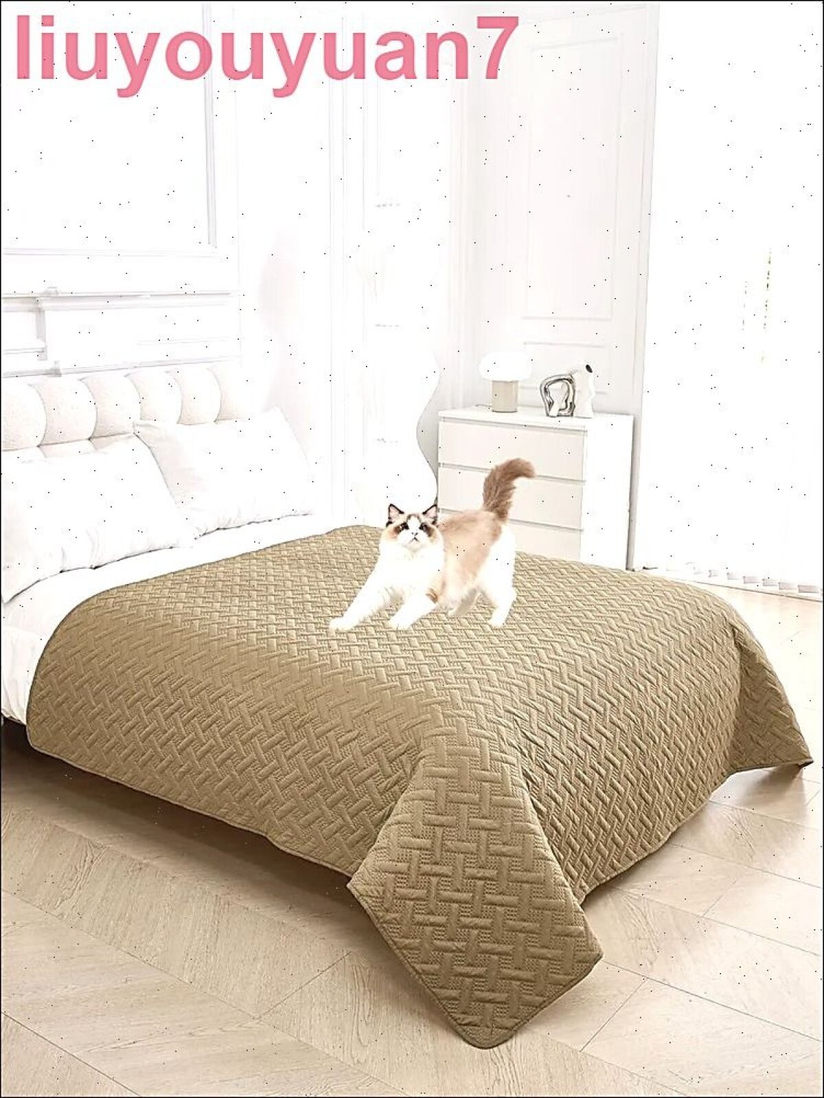 Непромокаемый чехол-наматрасник для питомцев