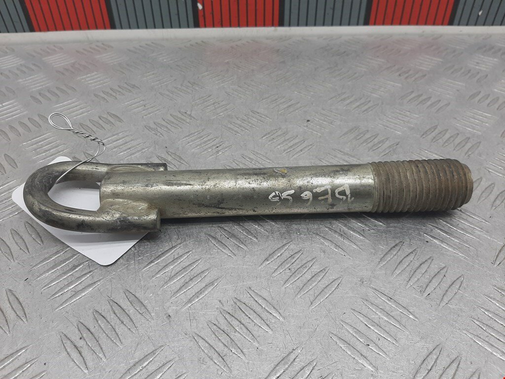 Крюк буксировочный Nissan Interstar арт. 2082185