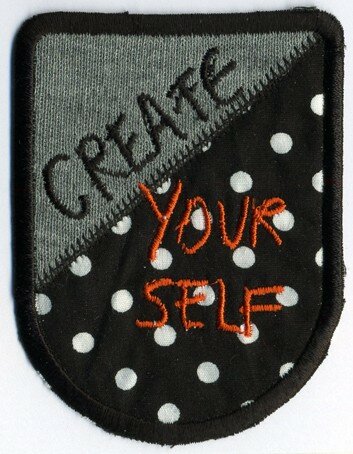HKM 32597/1SB Термоаппликация "Create Your Self", 9 х 5 см