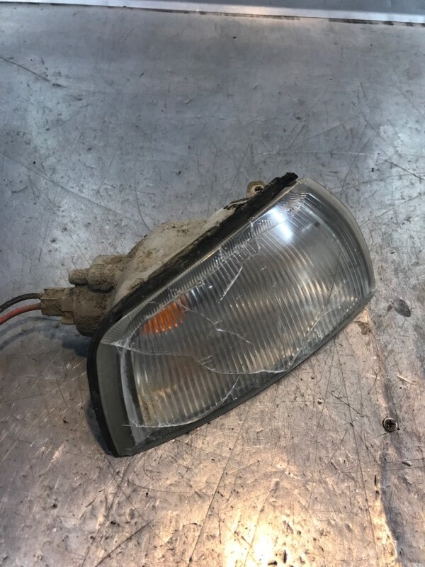 Габарит Mitsubishi Mirage GF-CJ1A 4G13 08.1997 перед. прав. (б/у)