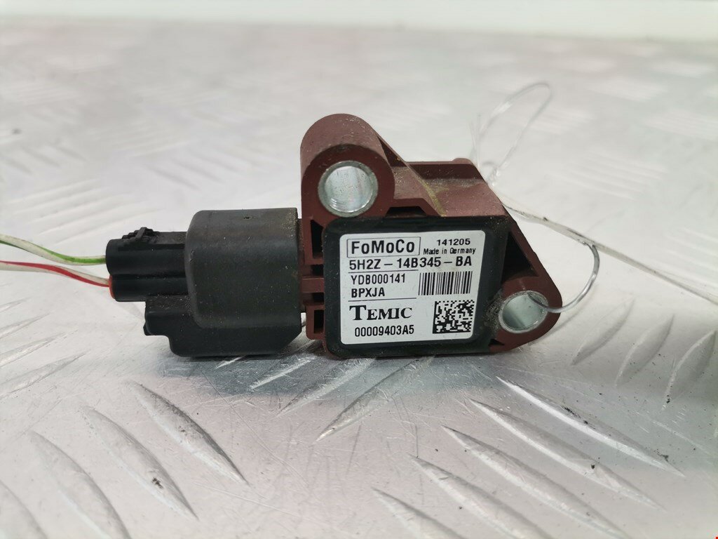 Датчик удара Land Rover Discovery 3 YWJ500380 арт. 1511598