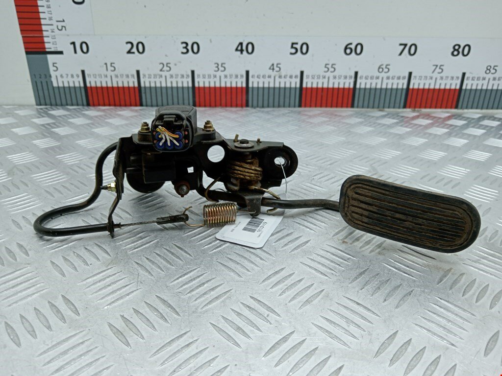 Педаль газа Toyota Rav4 2 7801042010 арт. 1833019