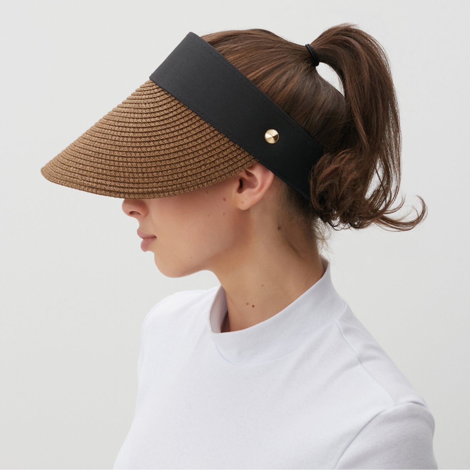 Козырёк для женщин