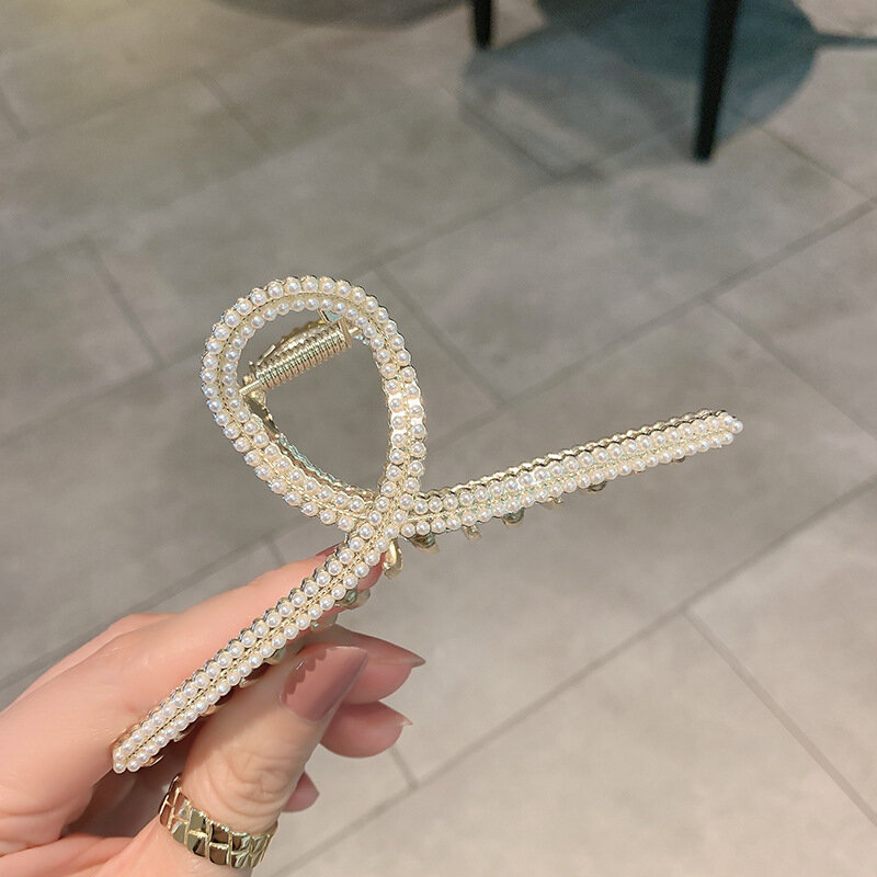 Заколка для волос "Жемчужный крест", с жемчугом, стразами, захватная, дисковая